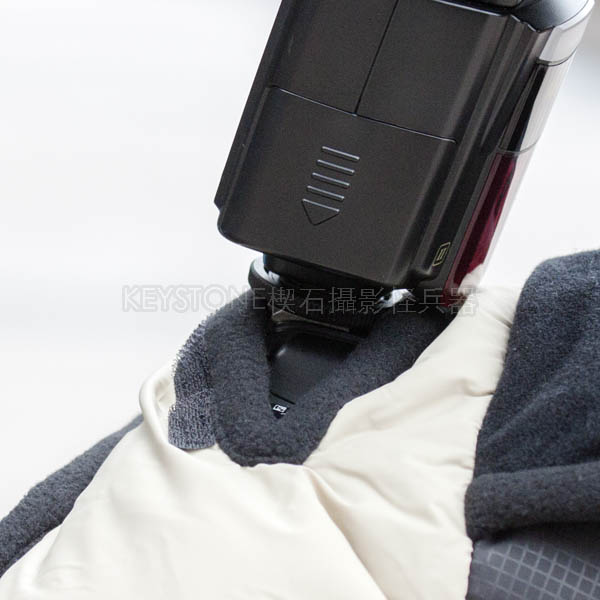 TONBA 羽絨微單防寒護套(米) | 楔石攝影怪兵器